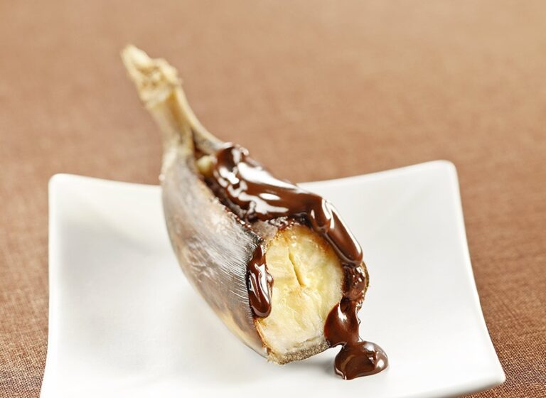 Banane braisée au barbecue, sauce chocolat | Intermarché