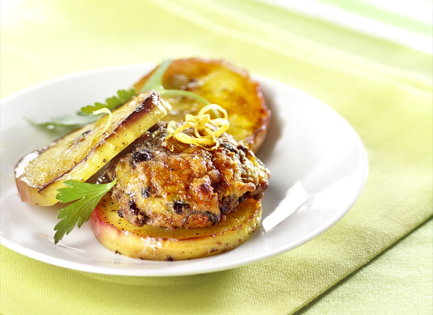 Recette de Galettes de veau aux pommes rôties | Intermarché